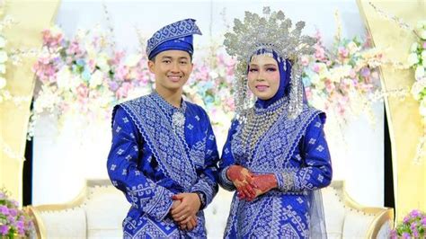 Viral Guru Nikahi Murid Sendiri Di Riau Begini Kisah Cinta Mereka Lintas Publik