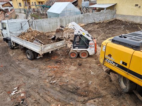 Извозване на строителни отпадъци почистване на терени