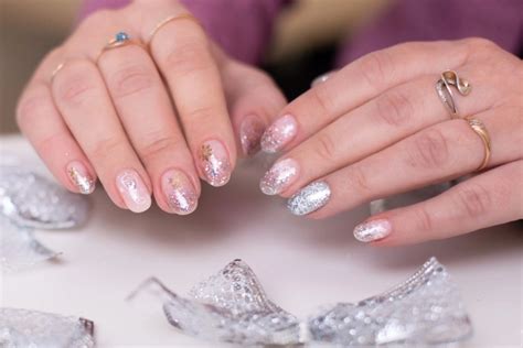 Winter Nägel Mit Schneeflocken Festlich Und Elegant