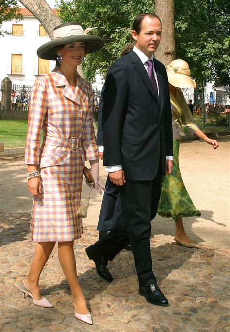 La Boda De Victoria De Borbón Dos Sicilias Y Markos Nomikos Hace 20 Años Una Novia De Caprile