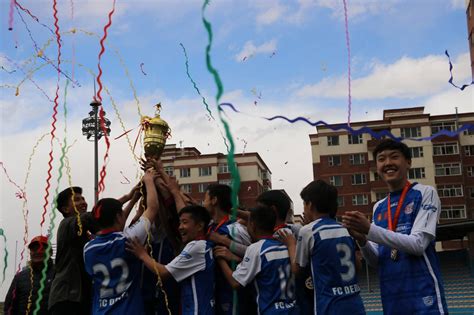 “Дэрэн” клубын 16 19 насны багууд аваргын цомоо хамгааллаа