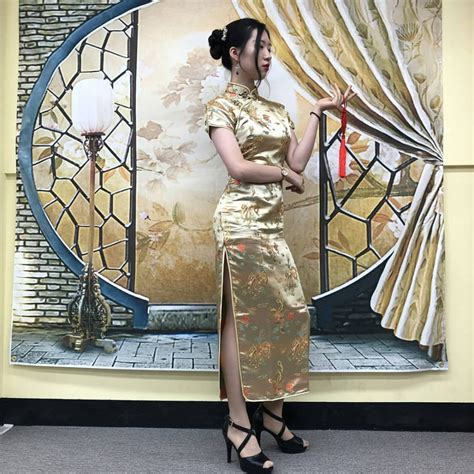 Dipaksa Pakai Baju Sexy