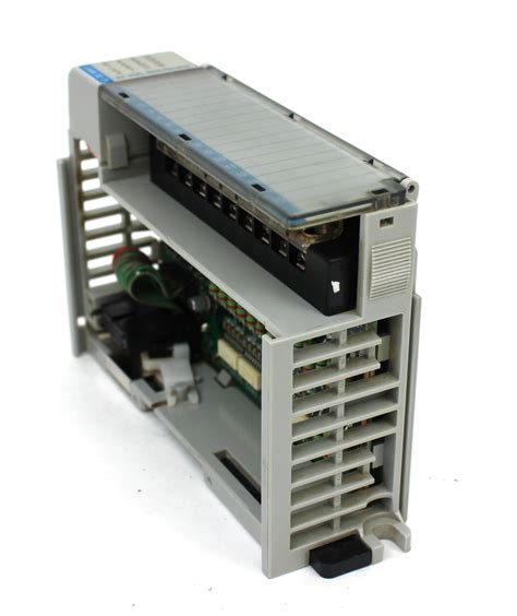 Allen Bradley 1769 Iq16 Ser A F W Rev 3 1 Compact I O Input Module