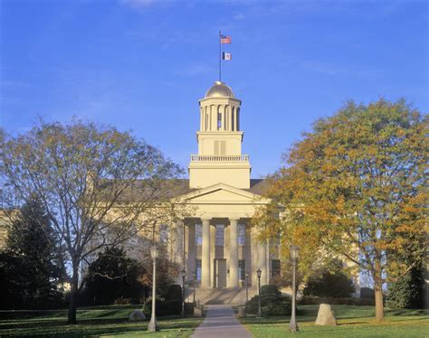 Arts Theater And Literature The Ultimate Guide To Iowa City And Things To Do
