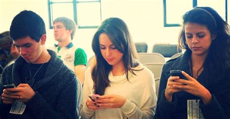 Smartphones Killing Sex Lives In The UK TigerMobiles Com