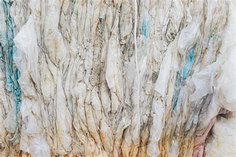 배경 쓰레기 봉투 검은 쓰레기통 쓰레기 덤프 쓰레기통 쓰레기 쓰레기 쓰레기 쓰레기 비닐 봉지 더미 쓰레기 쓰레기 질감 배경 폐 비닐 쓰레기통 봉투 0명에 대한 스톡 사진 및