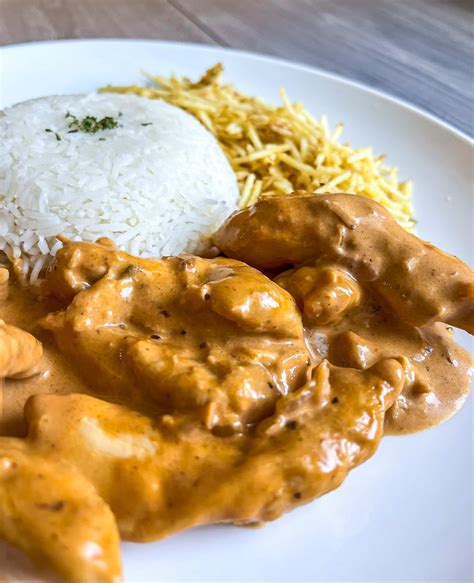 Brazilian Chicken Stroganoff Estrogonofe De Frango Tasty Recollections