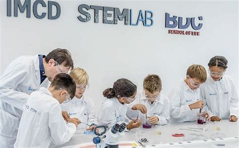 Open Day Alla Bdc School Sugli Stem Lab