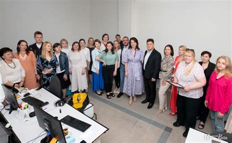 Марина Хонда привітала колектив «Київінформ із професійним святом Вечірній Київ