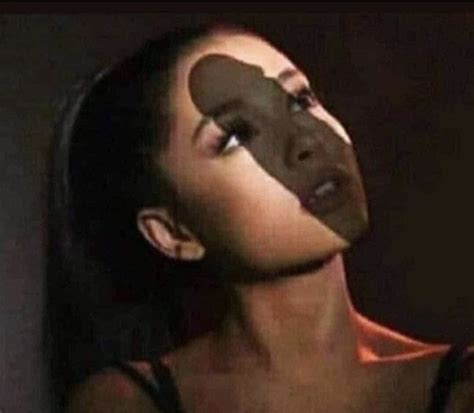 Хэнээ нь байнаа On Twitter Iphone14 гарцан ингэнээ 😘💦 Ldlrikzfjz Twitter