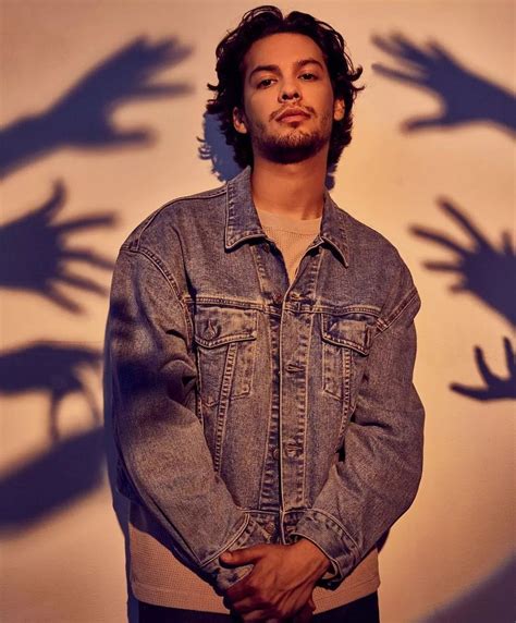 Xolo Mariduena Height Weight Shoe Size Measurements Ethnicity Artofit