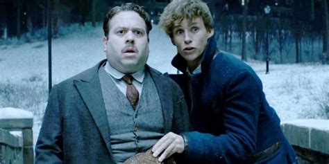 Fantastic Beasts 10 Reasons Jacob Newt Are Real Friends