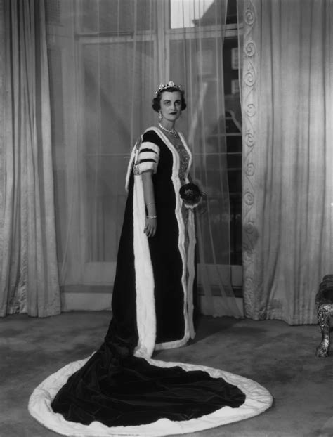 True Story Behind A Very British Sex Scandal Duchess 88 Affairs And