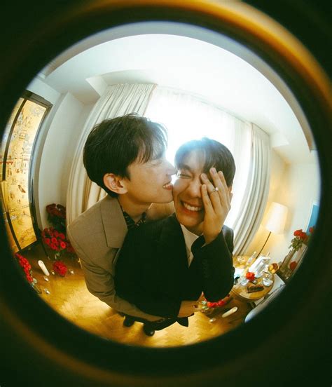 คู่รักคนดังประกาศข่าวดี ทำเซอร์ไพรส์ขอแฟนแต่งงาน พร้อมสวมแหวนเพชรเม็ดโต