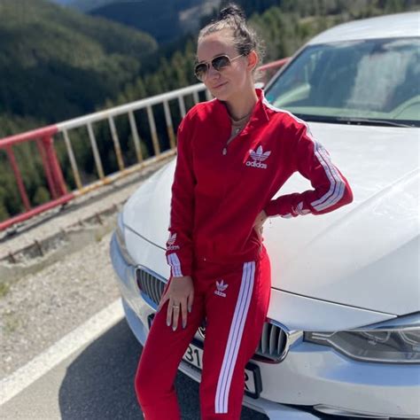 𝓐𝓷𝓭𝓻𝓪𝓭𝓪🌺 Andradacl • Threads Say More