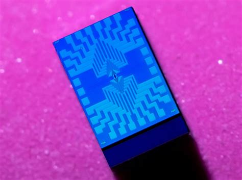 Working Spin Qubit Intel Begins Testing The Smallest Spin Qubit Chip For Quantum Computing
