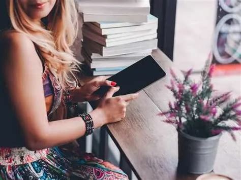 Uml And Er Diagrams Key Differences For Modeling Moldstud