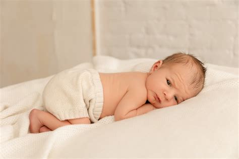 Capturing Heartfelt Newborn Photos With Siblings In Colorado — The Tiny