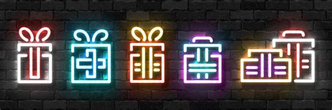 벽 배경에 덮여 템플릿 장식 및 초대에 대한 선물 로고의 현실적인 고립 된 네온 기호의 벡터 세트 크리스마스 선물 보너스 또는 보상의 개념 형판에 대한 스톡 벡터 아트 및