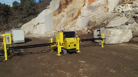 Cutting Stone In Quarry Concrete And Metal Sadecor