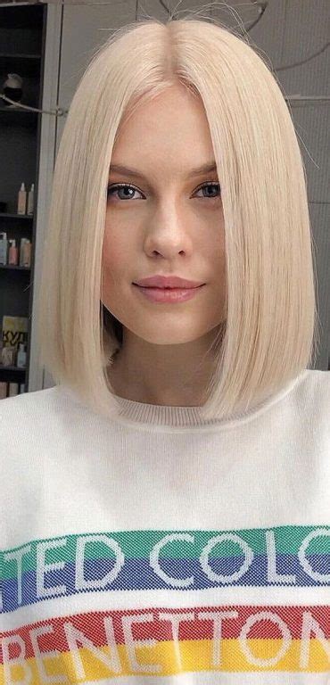 Sleek And Chic Bob Hairstyles Sleek Baby Blonde Long Bob