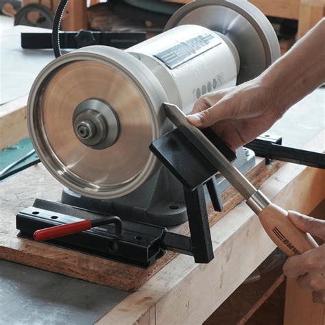 Sharpen Chisels On A Bench Grinder