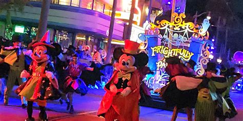 Watch Disneys Frightfully Fun Parade Is A Scream During Oogie Boogie
