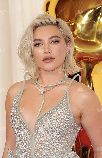 Florence Pugh Editorial Image Image Of Popular Entertainment 311224900