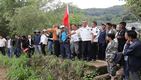 澜沧劳模引路 拓宽渠道促农民增收 澜沧县 稻田 小坝村