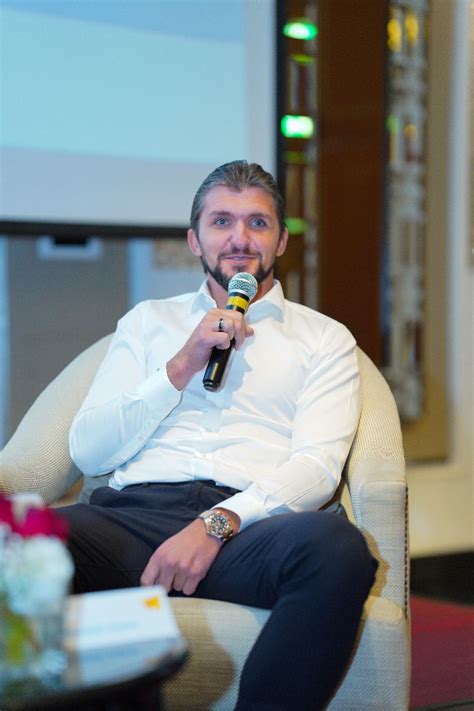 نشر ‏shahnawaz Pagarkar‏ على Linkedin