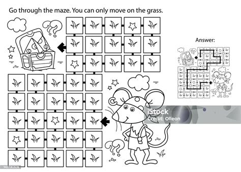 미로 또는 미로 게임 수수께끼 색칠 페이지 보물 상자가있는 만화 작은 해적 마우스의 개요 치즈 트렁크 아이들을위한 색칠 공부 책 0명에 대한 스톡 벡터 아트 및 기타 이미지
