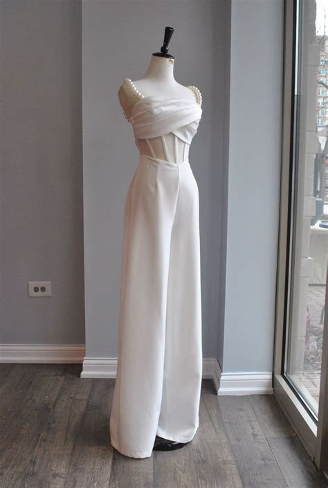 Pin By Malika Kamilova On Fashion Quick Outfits Pretty Dresses Glam Dresses