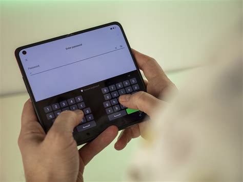 Oppo Find N Hands On The Creaseless Foldable Phone Android Central