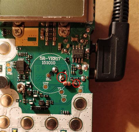 Constant 3 3 V power supply on Baofeng UV 5R UV 5X microphone connector mod Słomkowski s