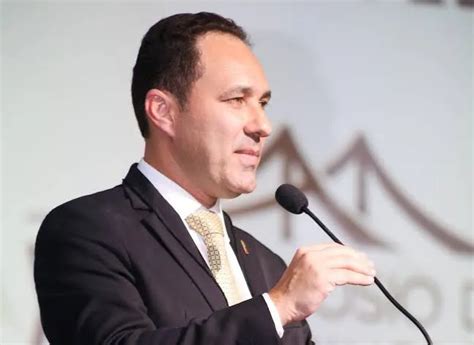 Mulher é força coragem resistência e justiça