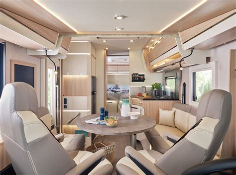 Camping Car Florium Wincester 71lmf Collection 2023 Fleurette Florium