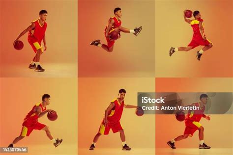 콜라주 스포티한 청년 네온 라이트의 주황색 배경에 고립 된 움직임의 농구 선수의 전체 길이 초상화 농구 팀 스포츠에 대한 스톡