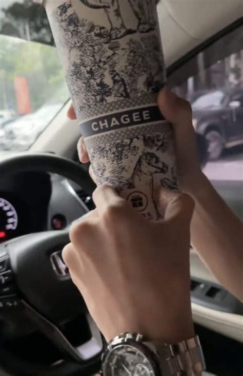 Yap Jun Hao红了！大马奶茶撕杯大翻车part 2，chagee送「价值不菲」礼物给他！