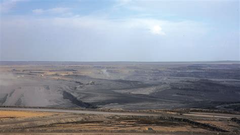 Эрдэс баялгийн салбараас төсөвт төвлөрүүлсэн орлого 2 6 дахин өсчээ
