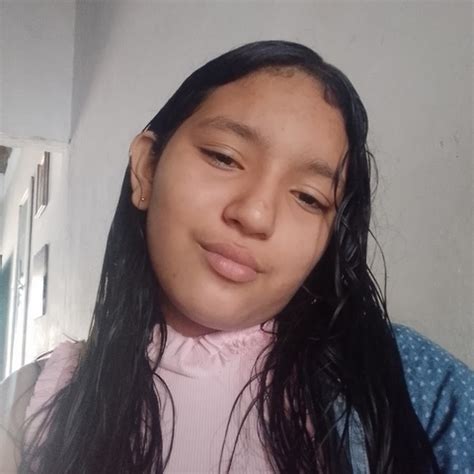Thaliana Pérez Youtube