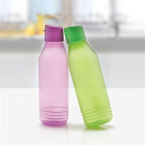 Tupperware Triangle Water Bottle 750ml Minor Defects Product