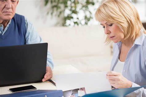 Справка о трудовом стаже — образец порядок оформления и получения