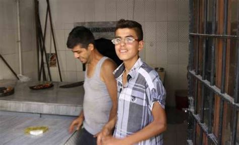 시리아 난민 언어장벽으로 인한 교육 접근성 문제 해외 사회문제 Db