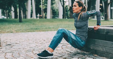 Reverse Pushups 3 Variations How To And Benefits