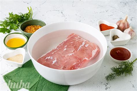 Свинина запечена в духовці простий рецепт — Шуба