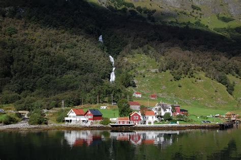 Norvegia Cosa Vedere In Camper On The Road Tra I Fiordi Viaggiamo