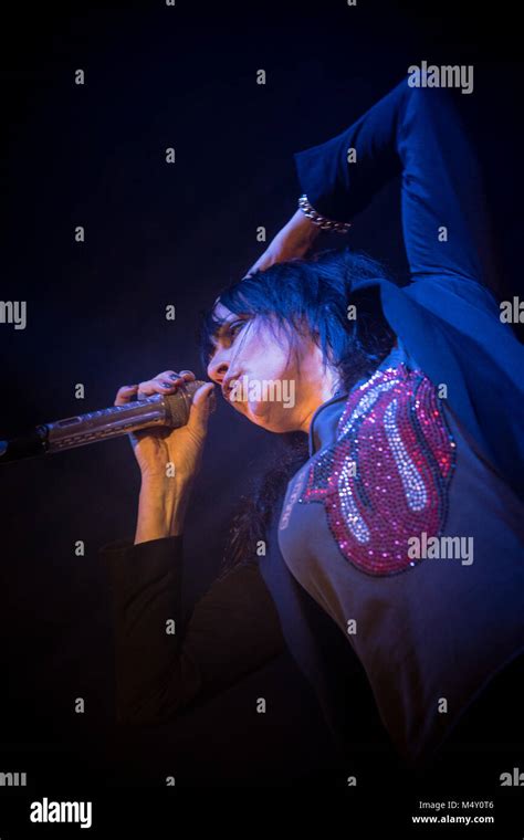 Luftballons Hi Res Stock Photography And Images Alamy