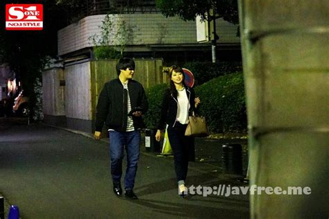 Snis 650 盗撮リアルドキュメント！密着52日、吉沢明歩のプライベートを激撮し、偶然を装って二度に渡り近づいてきたイケメンナンパ師に