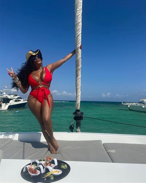 Niecy Nash Bikini