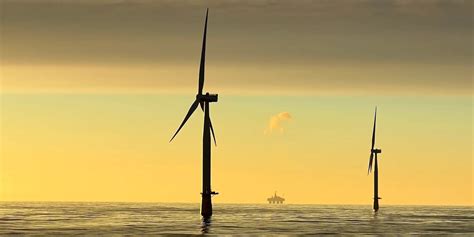 Worlds Biggest Floating Offshore Wind Farm Is Powering Oil And Gas Platforms In The North Sea
